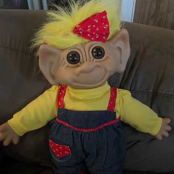 Toys | Vintage Uneeda Wishnik Good Luck Girl Troll Doll Approx 18 ...